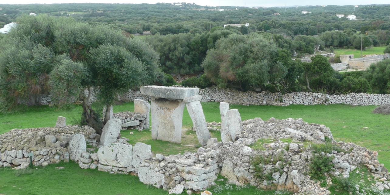 Poblado talayótico de Talatí de Dalt | Guía Repsol